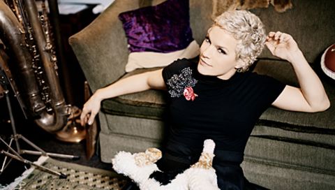 Ina Müller - Starporträt, News, Bilder | GALA.de