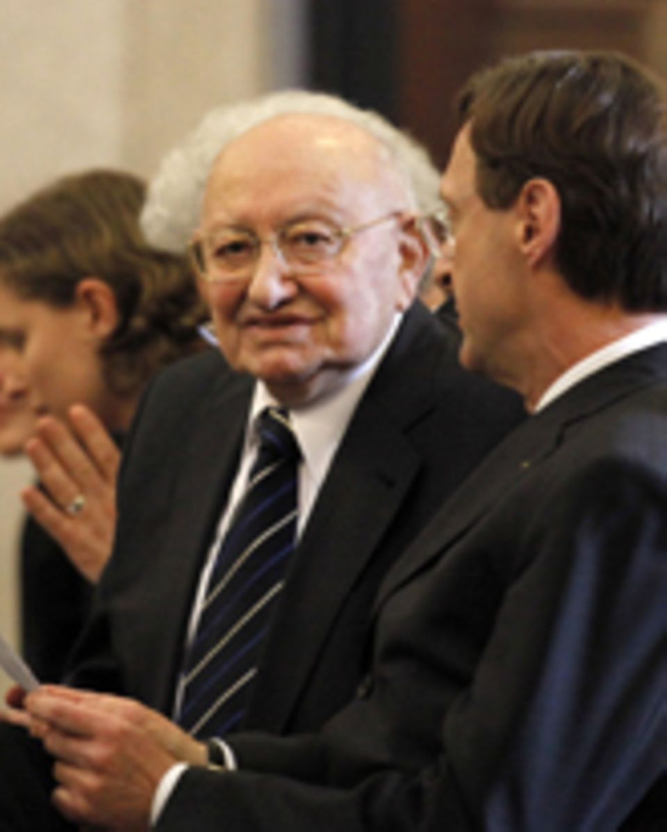 M. Reich-Ranicki: Abschied von seiner Frau | GALA.de