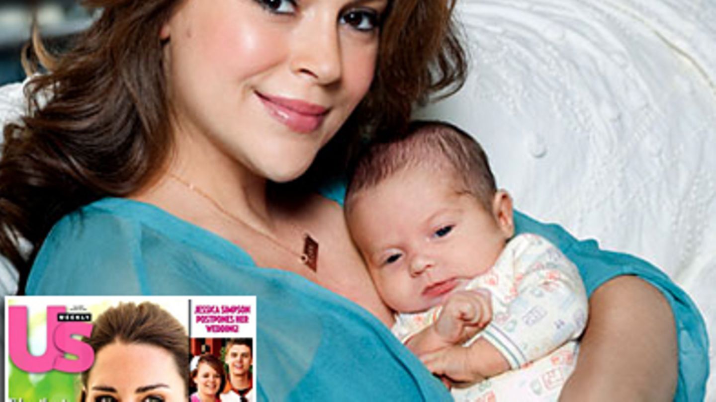 Alyssa Milano Sohn 2024 Spring Break, 2024 1. David And I Always Host