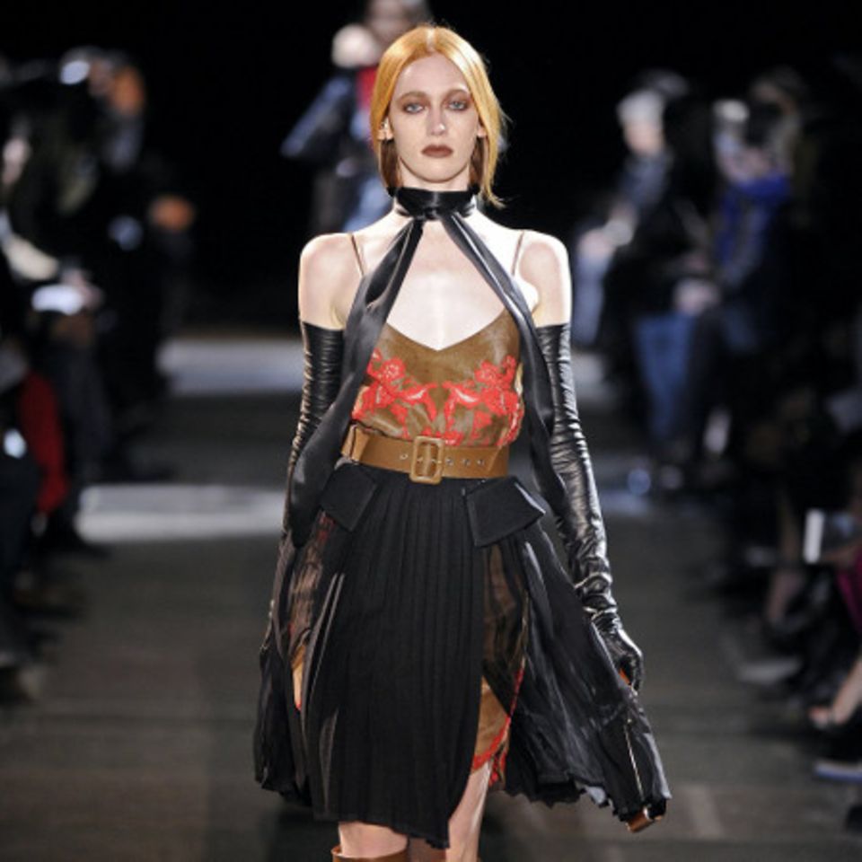 'Givenchy'-Model: Kein Grund für kalte Hände | GALA.de