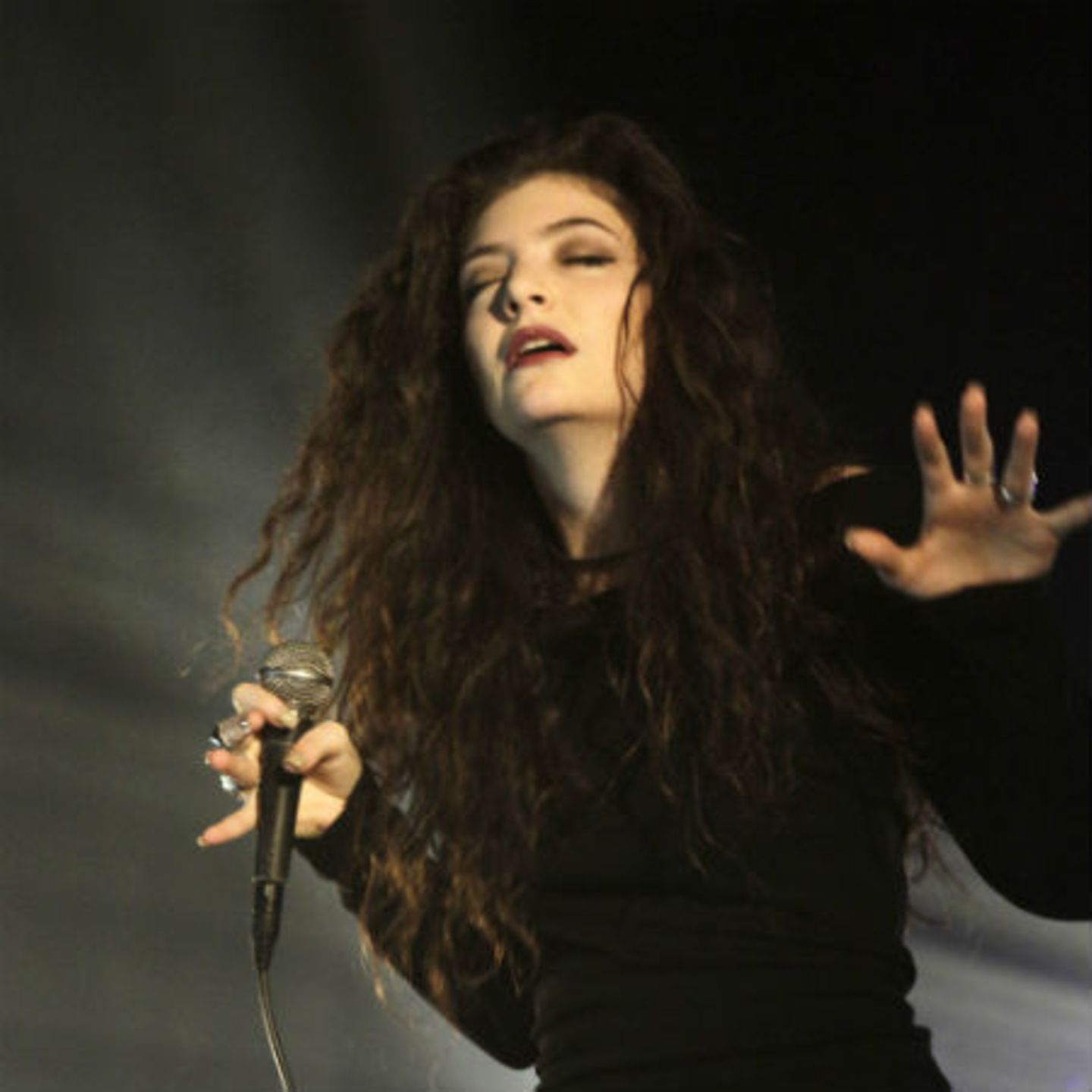 Lorde: Krank auf der Bühne | GALA.de