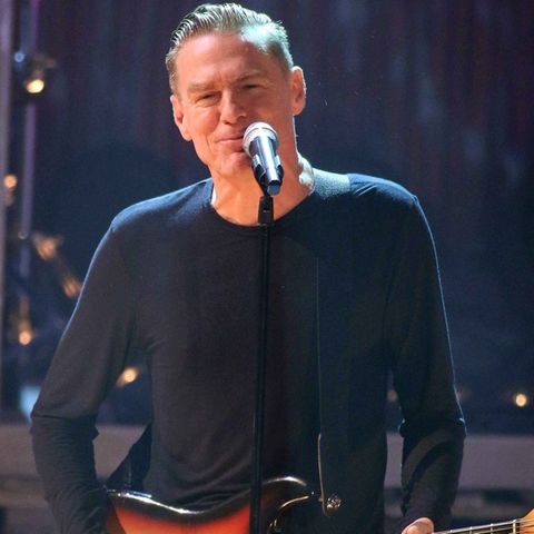 Bryan Adams - Starporträt, News, Bilder | GALA.de