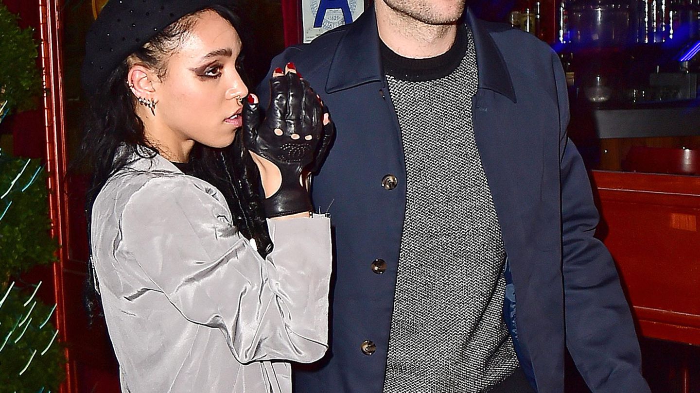 Robert Pattinson: Katerstimmung bei seiner Freundin JKA Twigs | GALA.de