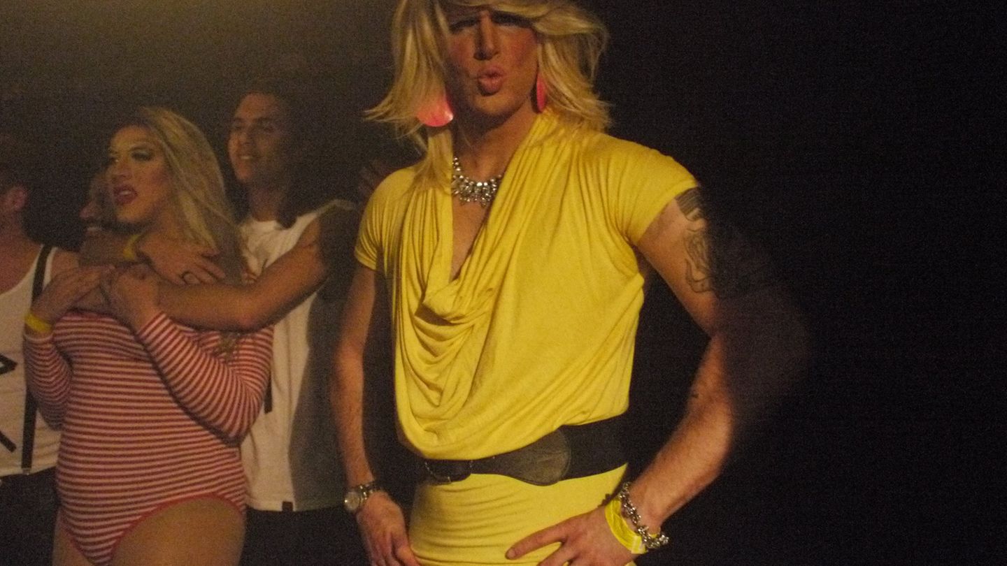 Karriere als Drag-Queen? Das sagt Jay Khan zu seinem Helene-Fischer ...