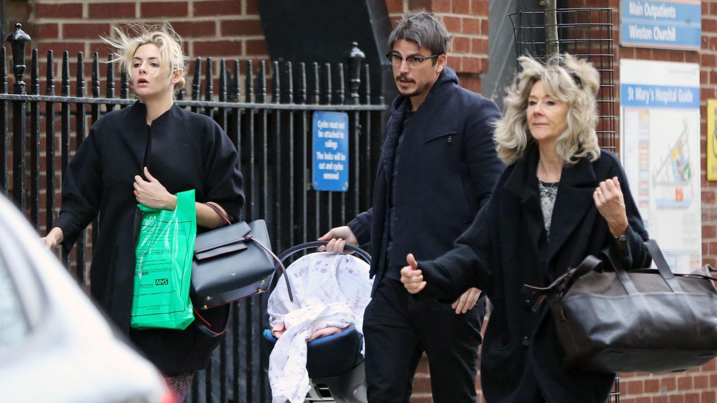 1. Foto: Josh Hartnetts Baby ist da! | GALA.de