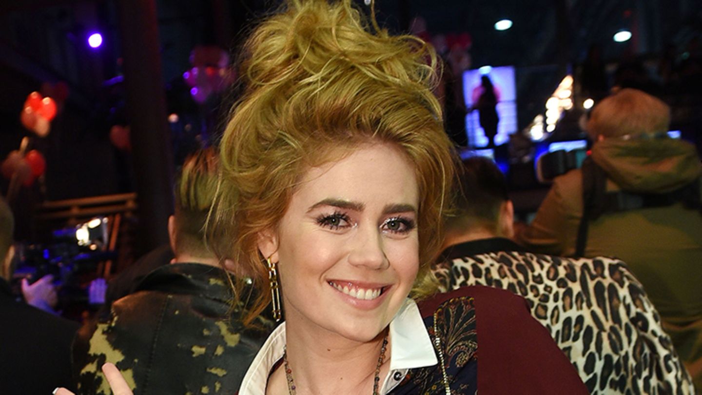 Palina Rojinski - Starporträt, News, Bilder | GALA.de