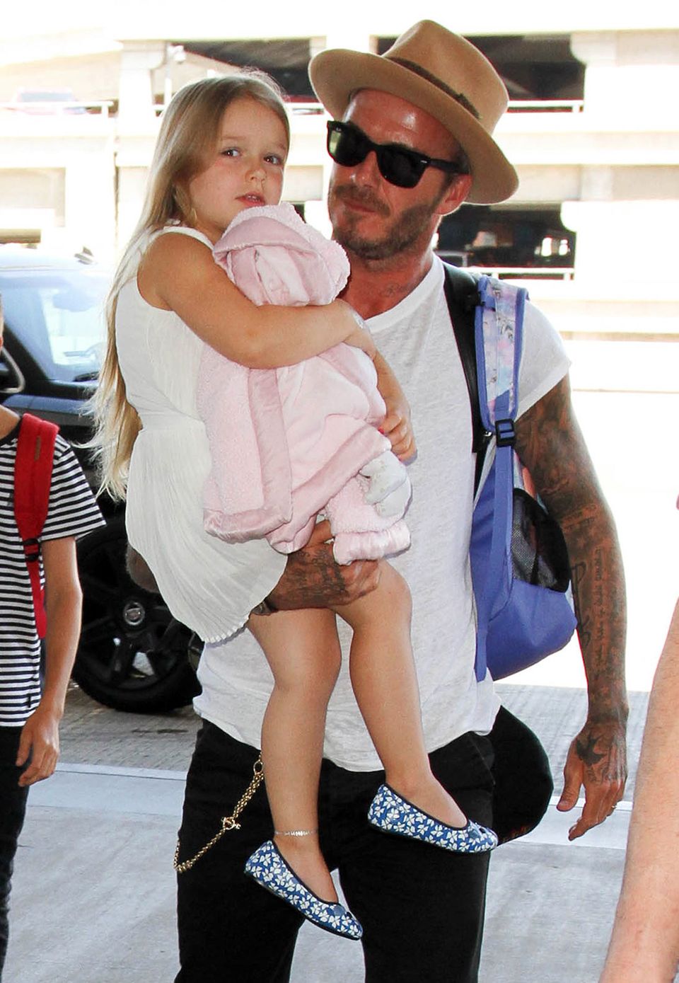 Harper Seven Beckham: Süße Fotos von Harpers Kleidern | GALA.de