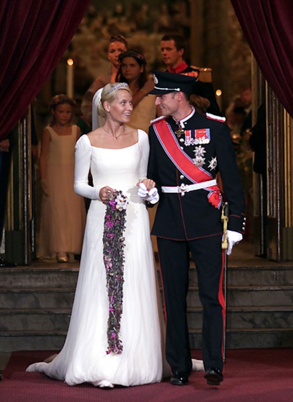 Brautmode: Royale Hochzeitskleider | GALA.de