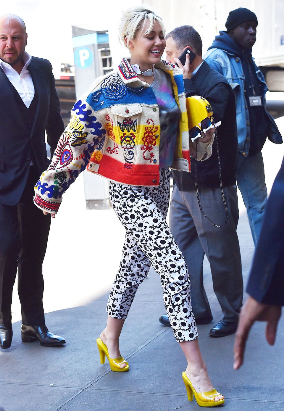 Die schlimmsten Outfits von Miley Cyrus | GALA.de