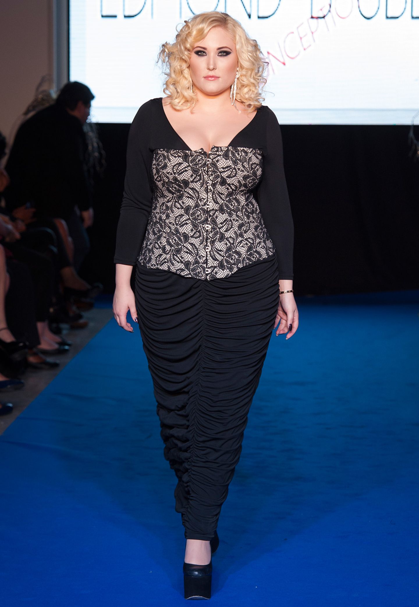 Fashion Week Paris: Plus-Size-Catwalk mit Hayley Hasselhoff | GALA.de
