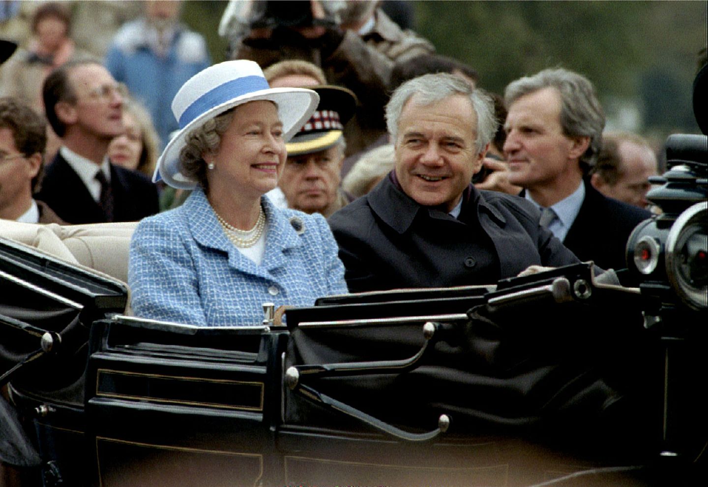 Queen Elizabeth in Deutschland: Ihre Besuche in Bildern | GALA.de