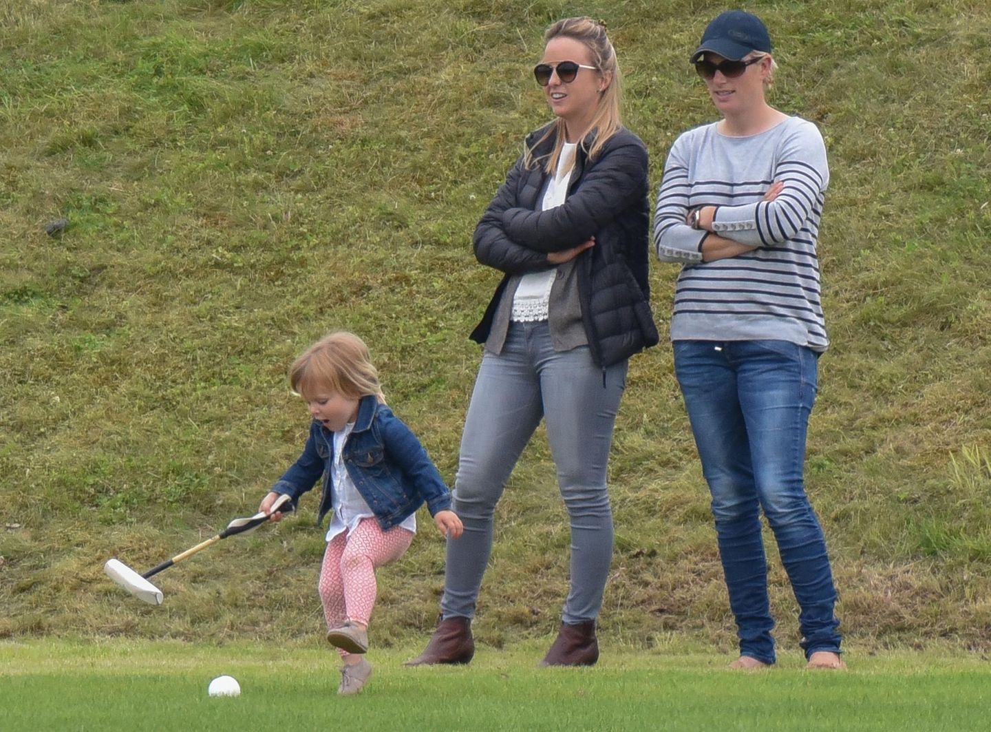 Mia Grace Tindall: Riesenspaß beim Poloturnier | GALA.de