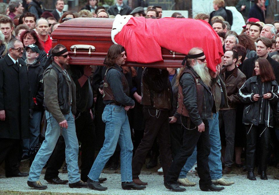 Todestag von Falco (†): Sein Leben in Bildern - ein Rückblick | GALA.de