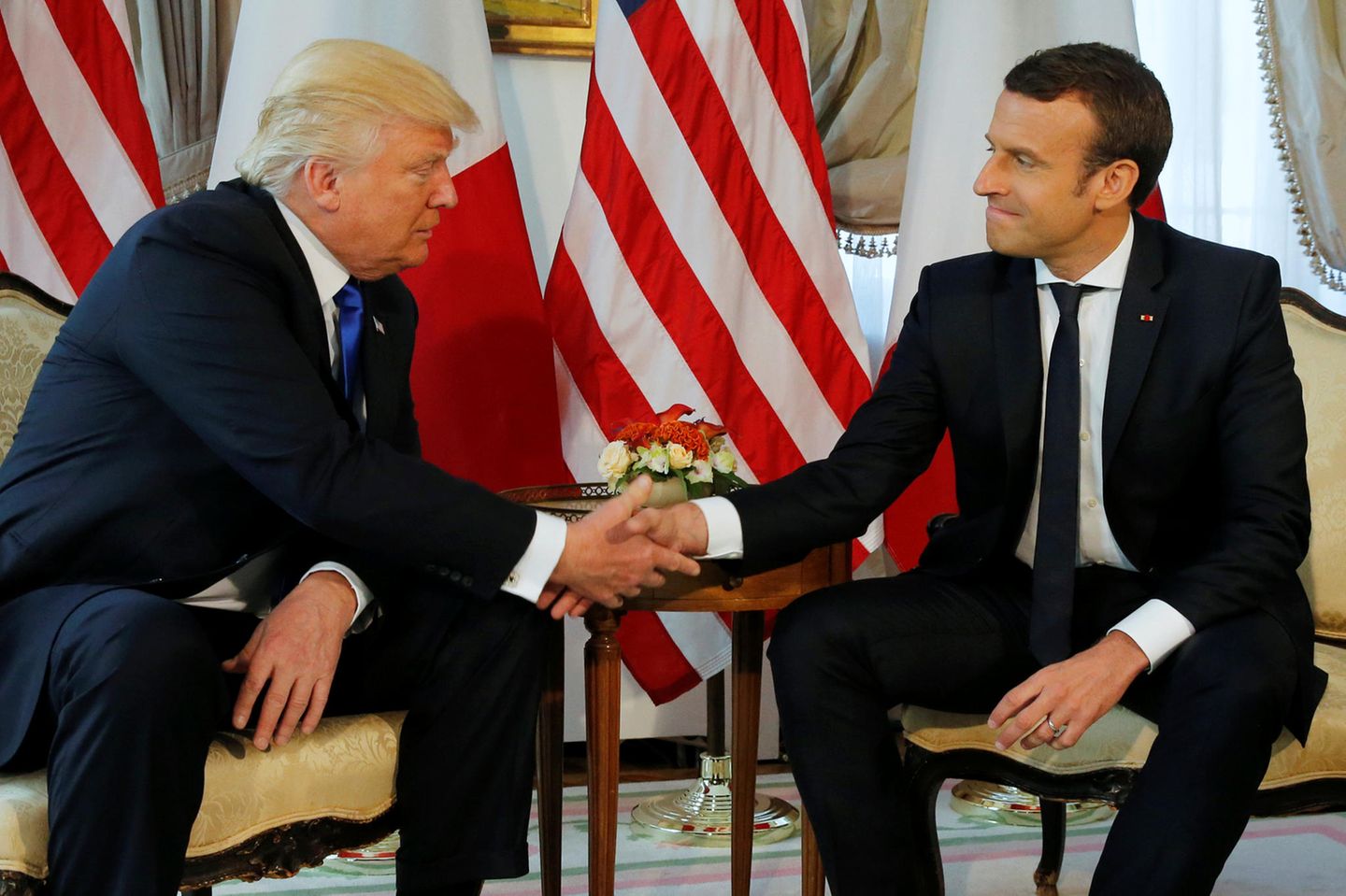 Emmanuel Macron - Starporträt, News, Bilder | GALA.de