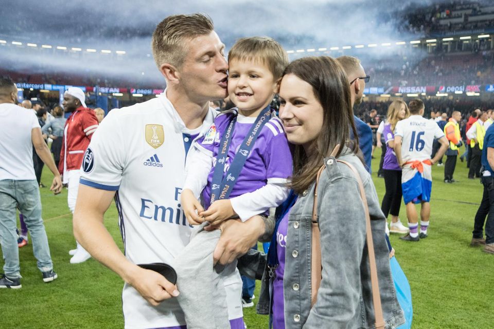 Toni Kroos: Rührende Worte zum Hochzeitstag an Ehefrau Jessica | GALA.de