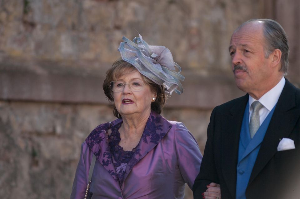 Erbprinz Ferdinand zu Leiningen heiratet Preußen-Prinzessin Viktoria ...