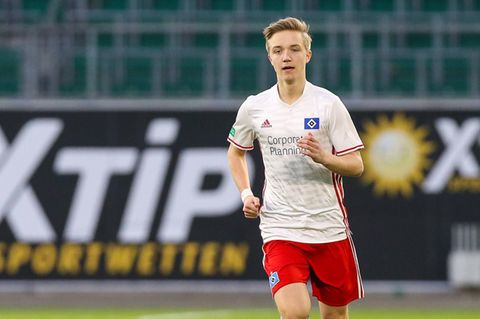 Oliver Geissen: Sohn Max (19) geht unter die Fußball-Profis | GALA.de