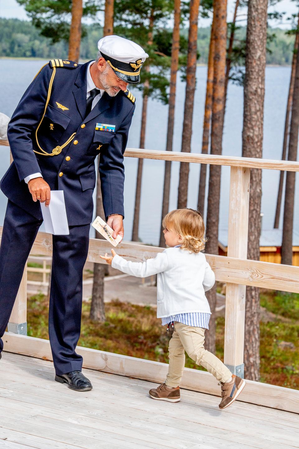 Prinz Alexander: Erster Besuch in seinem Herzogtum | GALA.de