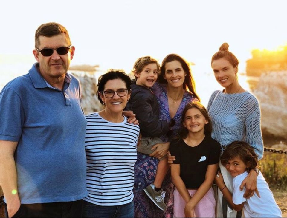 Familie Ambrosio Mazur: Das Traumpaar und die Strandbande | GALA.de