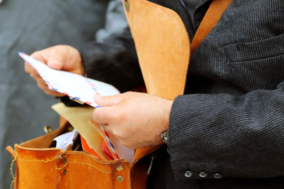 Zum Heulen: Junge richtet herzzerreißende Bitte an Postboten | GALA.de