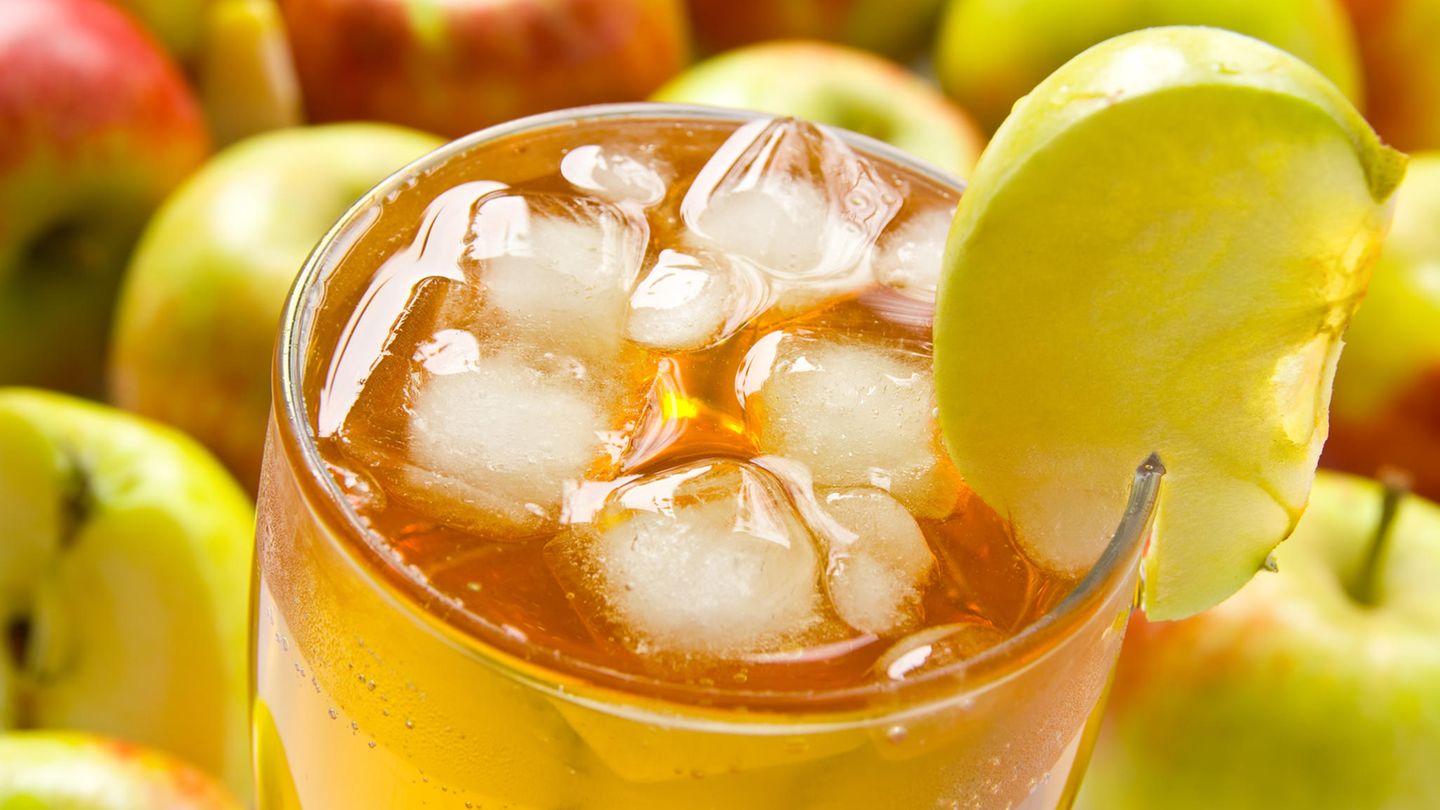 Stiftung Warentest: Jede dritte Apfelschorle fällt beim Test glatt ...