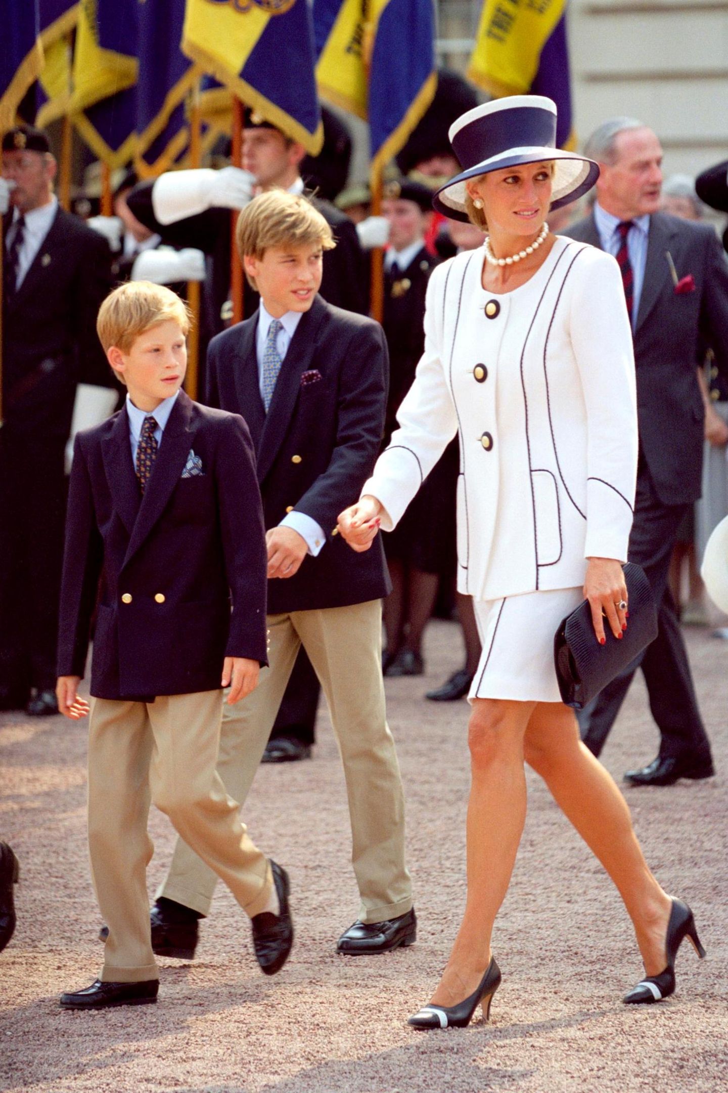 Prinz William + Prinz Harry: Die schönsten Kinder-Fotos der Royals ...