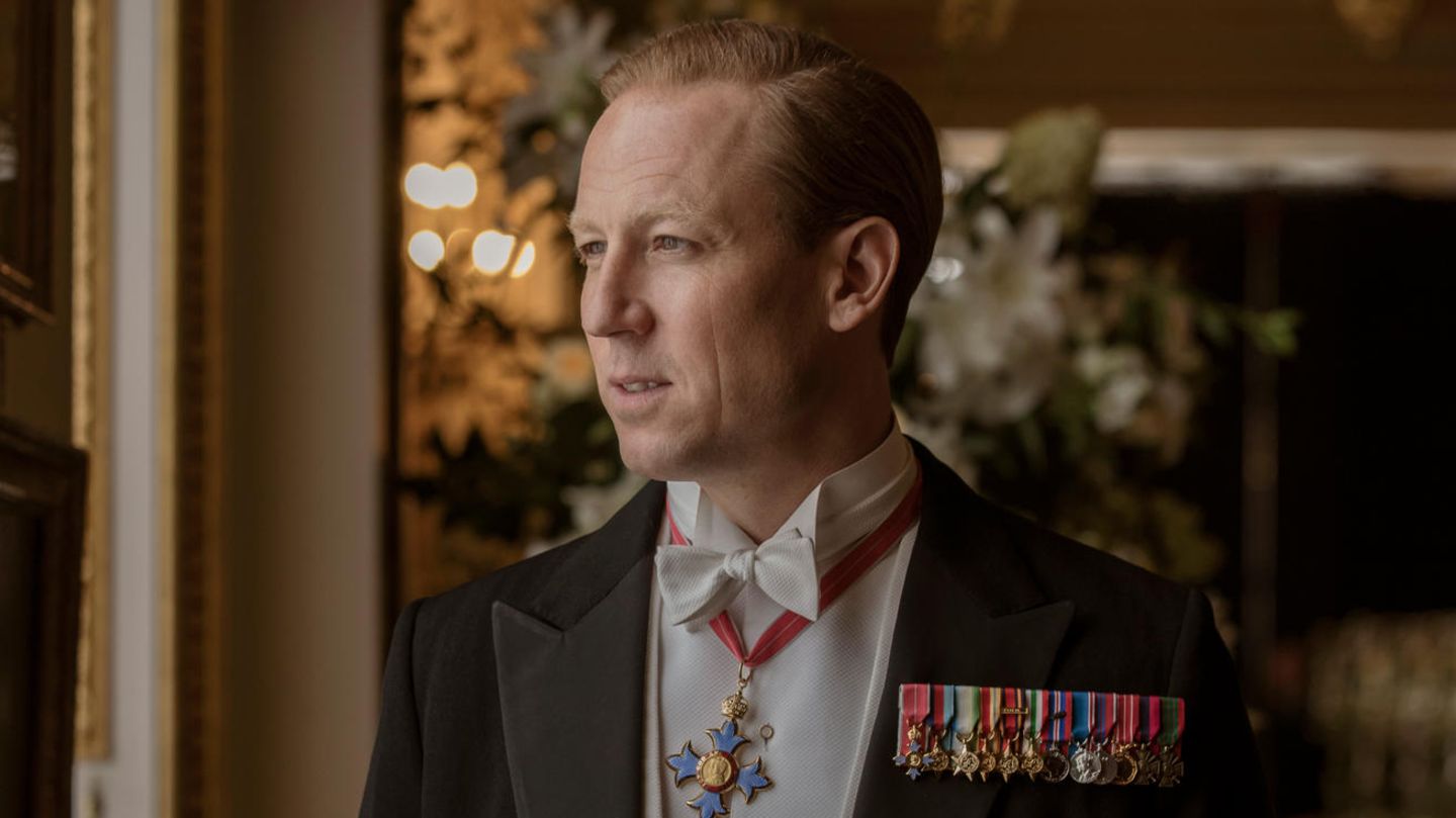 "The Crown": Prinz Philip hat es in Staffel drei schwer | GALA.de