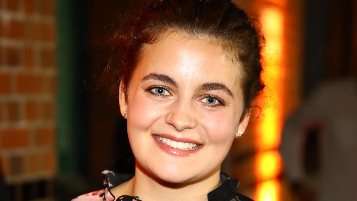 Der Bergdoktor: Ronja Forcher macht ihren Fans eine Freude | GALA.de