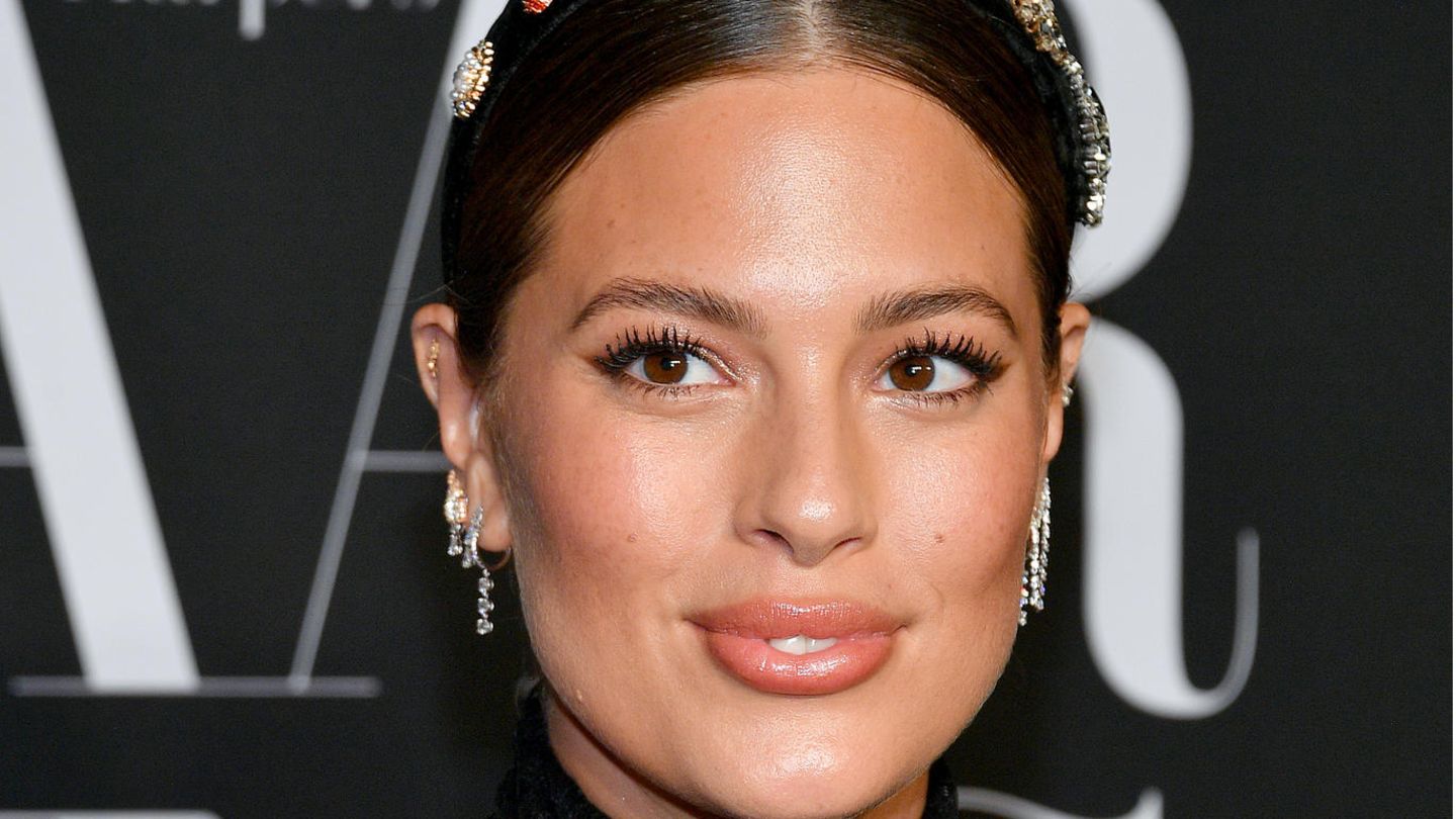Ashley Graham: Sie verrät den besten Beauty-Tipp ihrer Mutter | GALA.de