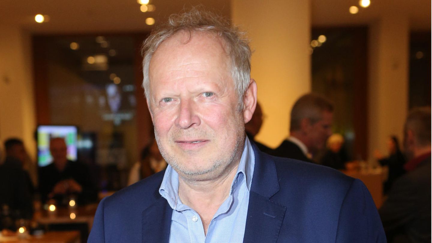 Axel Milberg - Starporträt, News, Bilder | GALA.de