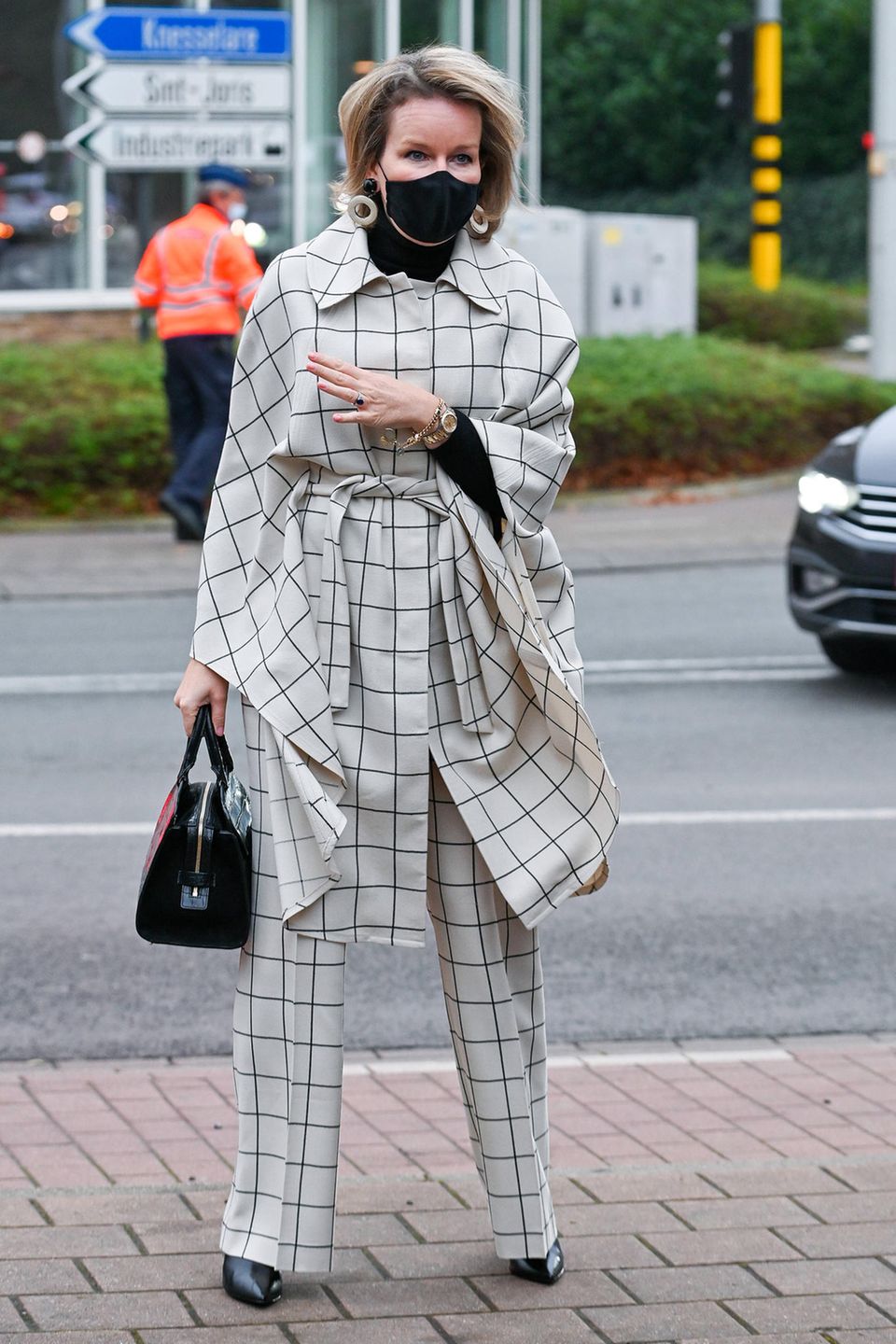 Königin Mathilde: So interessant kombiniert sie zwei Power-Farben | GALA.de