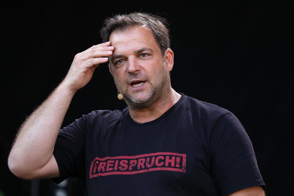 Martin Rütter in Sorge um Hündin Emma | GALA.de