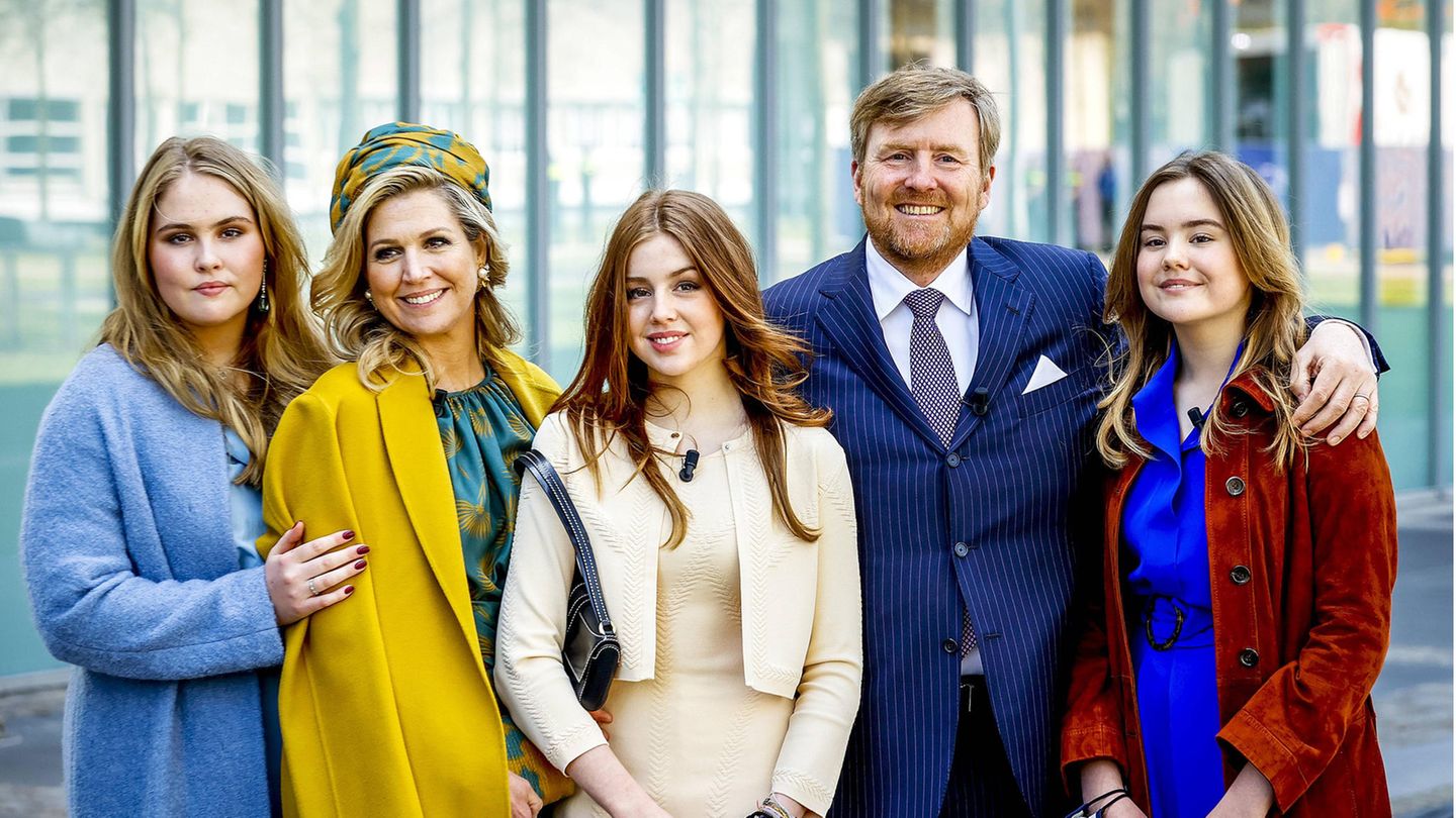 Royals: Neue Fotos von Máxima, Willem-Alexander + Töchtern am Königstag ...