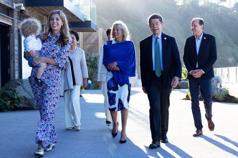 Fashion-Looks: Der Style von Carrie Johnson | GALA.de