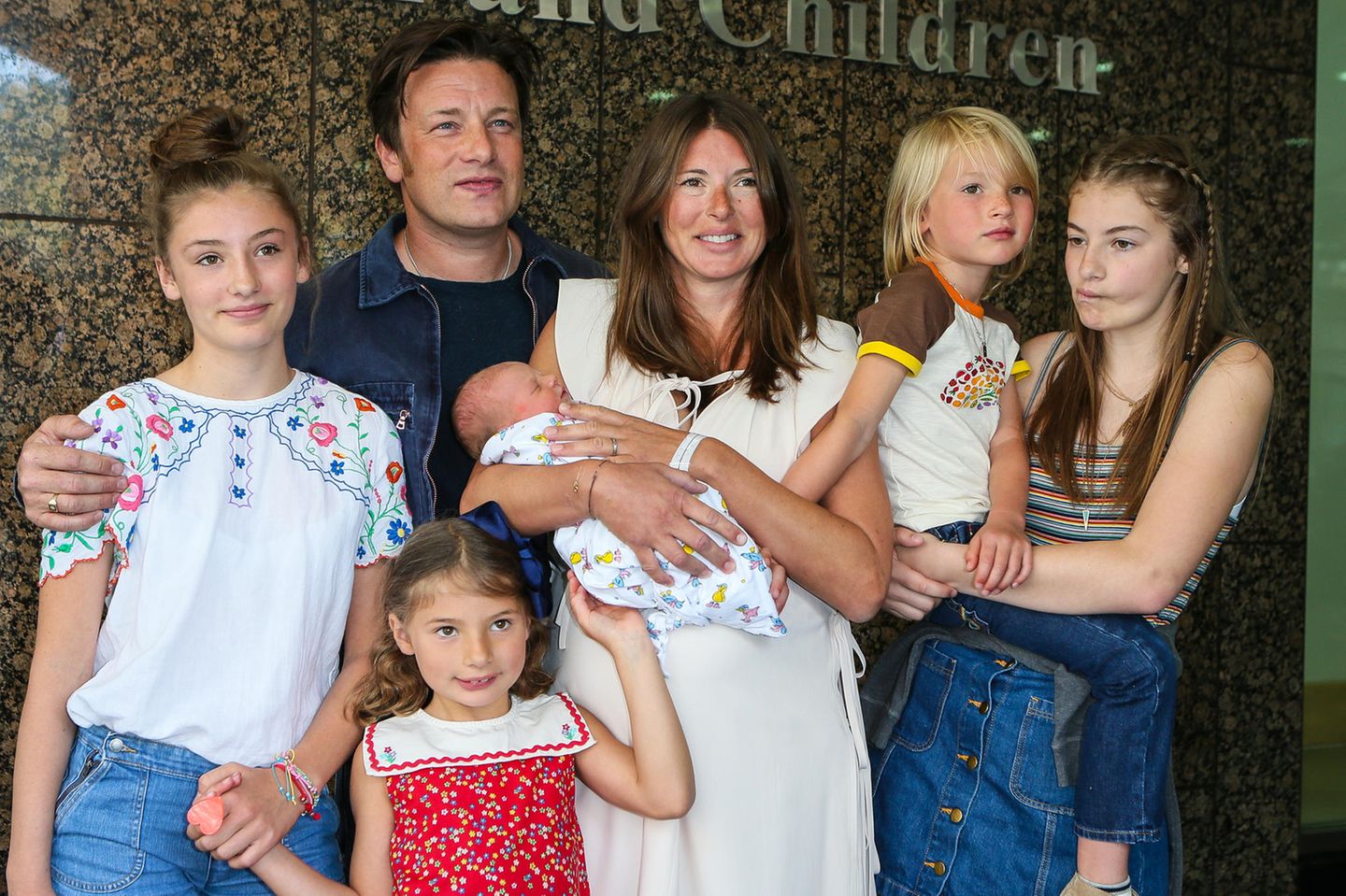 Jamie Olivers Frau Jools will Baby Nr. 6 durch künstliche Befruchtung ...