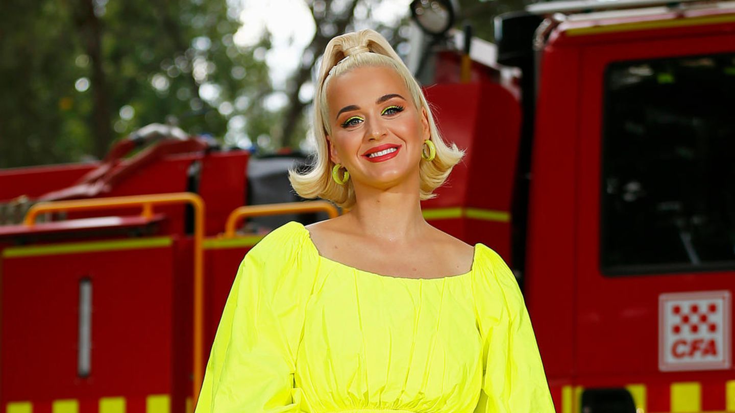 Katy Perrys Sommerstil Katy Perry Fans Spot Subtle Clap Back At Her