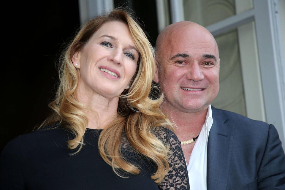 Steffi Graf + Andre Agassi: Tochter Jaz Elle posiert bauchfrei im ...