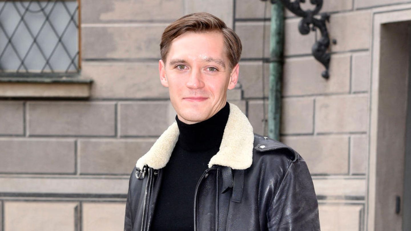 Jonas Nay - Starporträt, News, Bilder | GALA.de