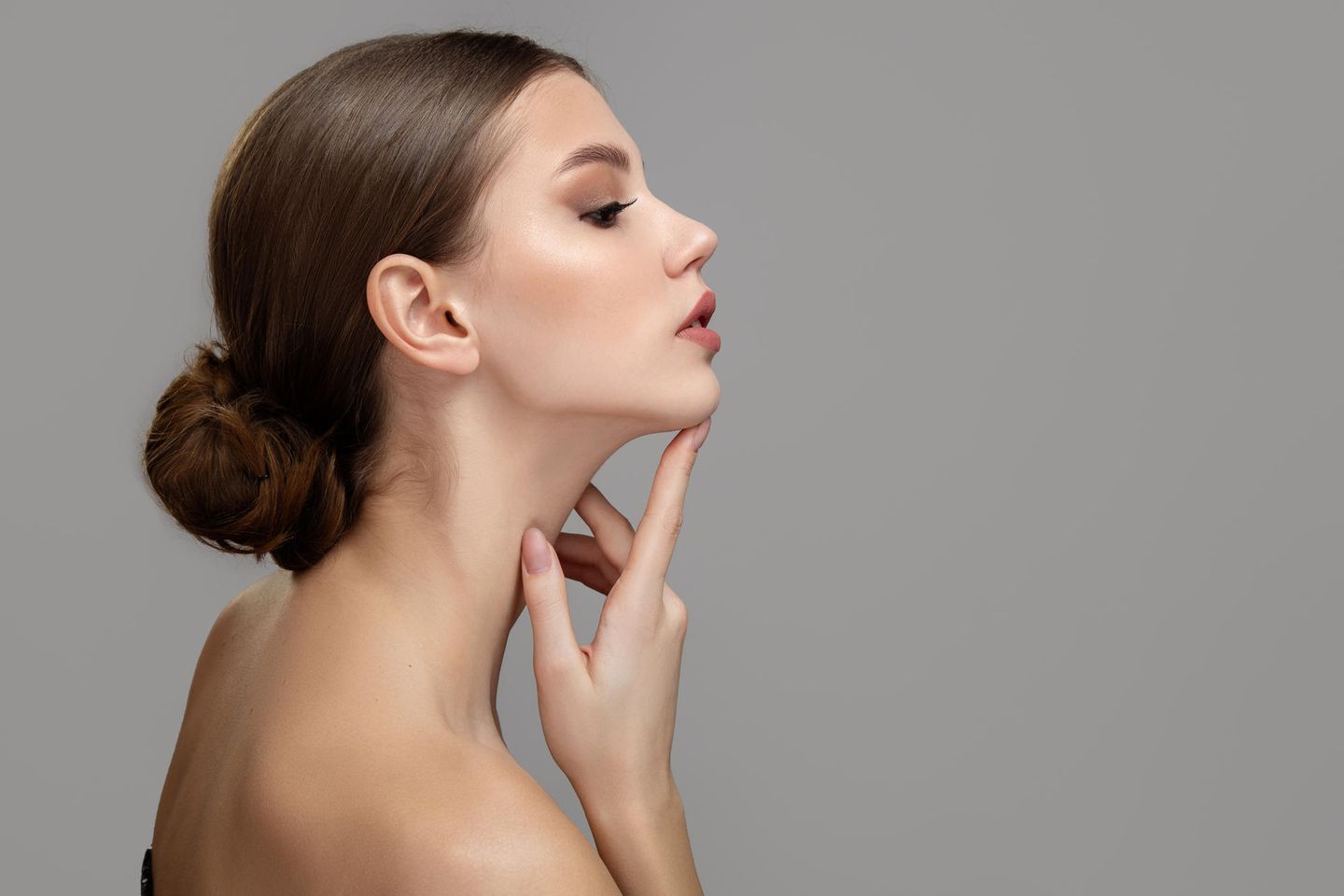 Doppelkinn loswerden: So geht das Doppelkinn weg | GALA.de