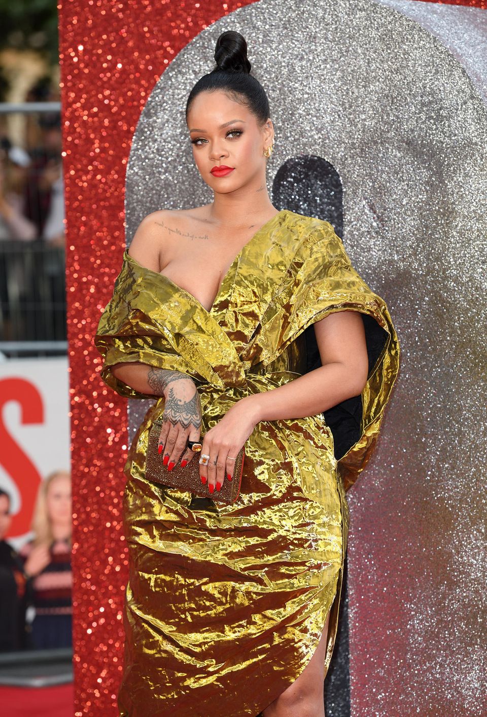 Coolness kann sie! Rihanna zeigt, wie lässig Mustermix-Looks aussehen ...
