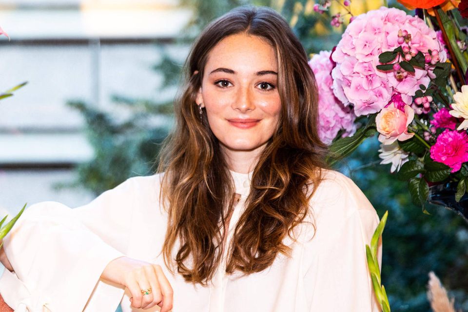 Maria Ehrich - Starporträt, News, Bilder | GALA.de