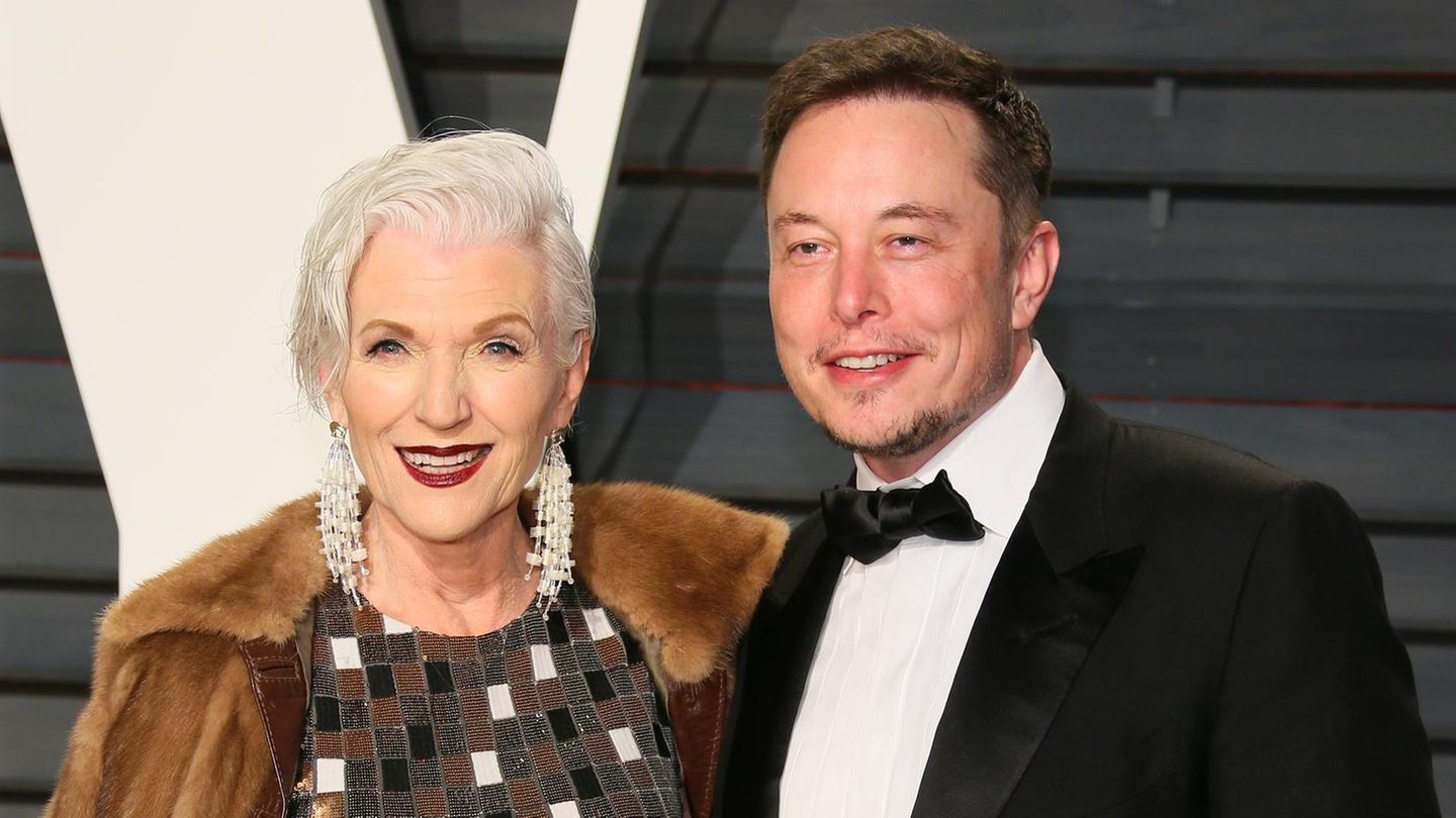 Maye Musk: So laut und gut gelaunt feiert sie sich an ihrem Geburtstag ...