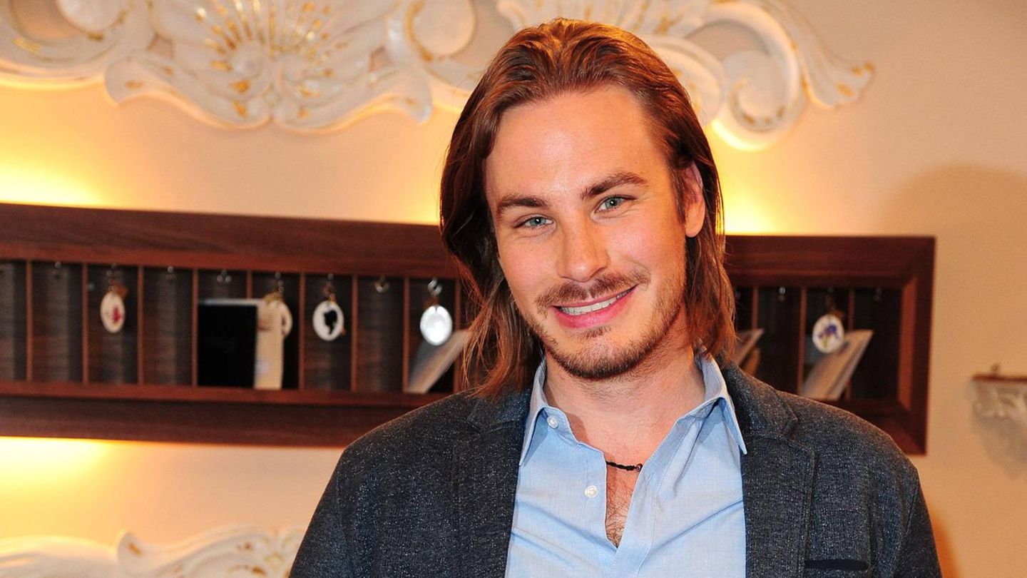 Alexander Milz - Starporträt, News, Bilder | GALA.de