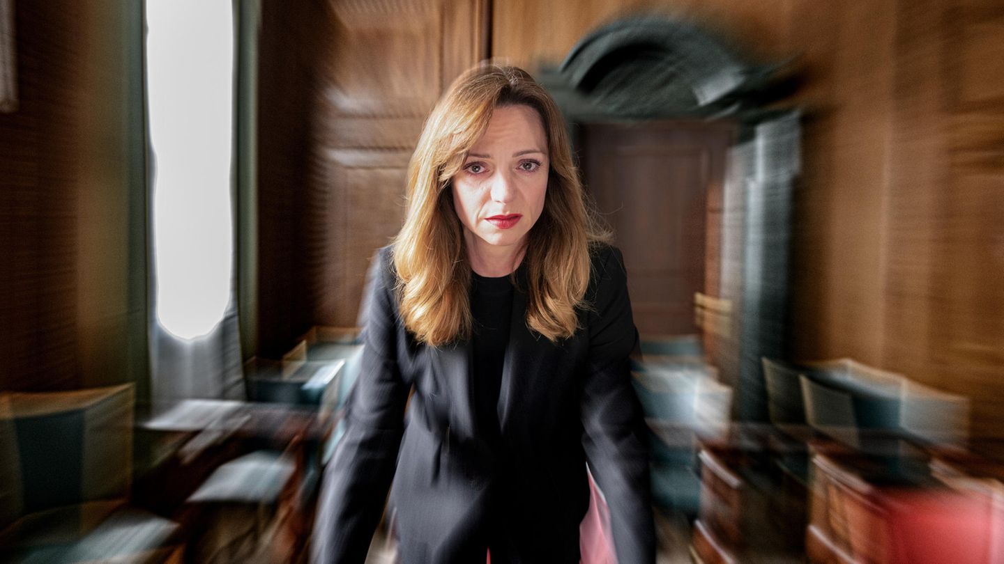 Sturm der Liebe: Ausstieg von Viola Wedekind ist offiziell | GALA.de