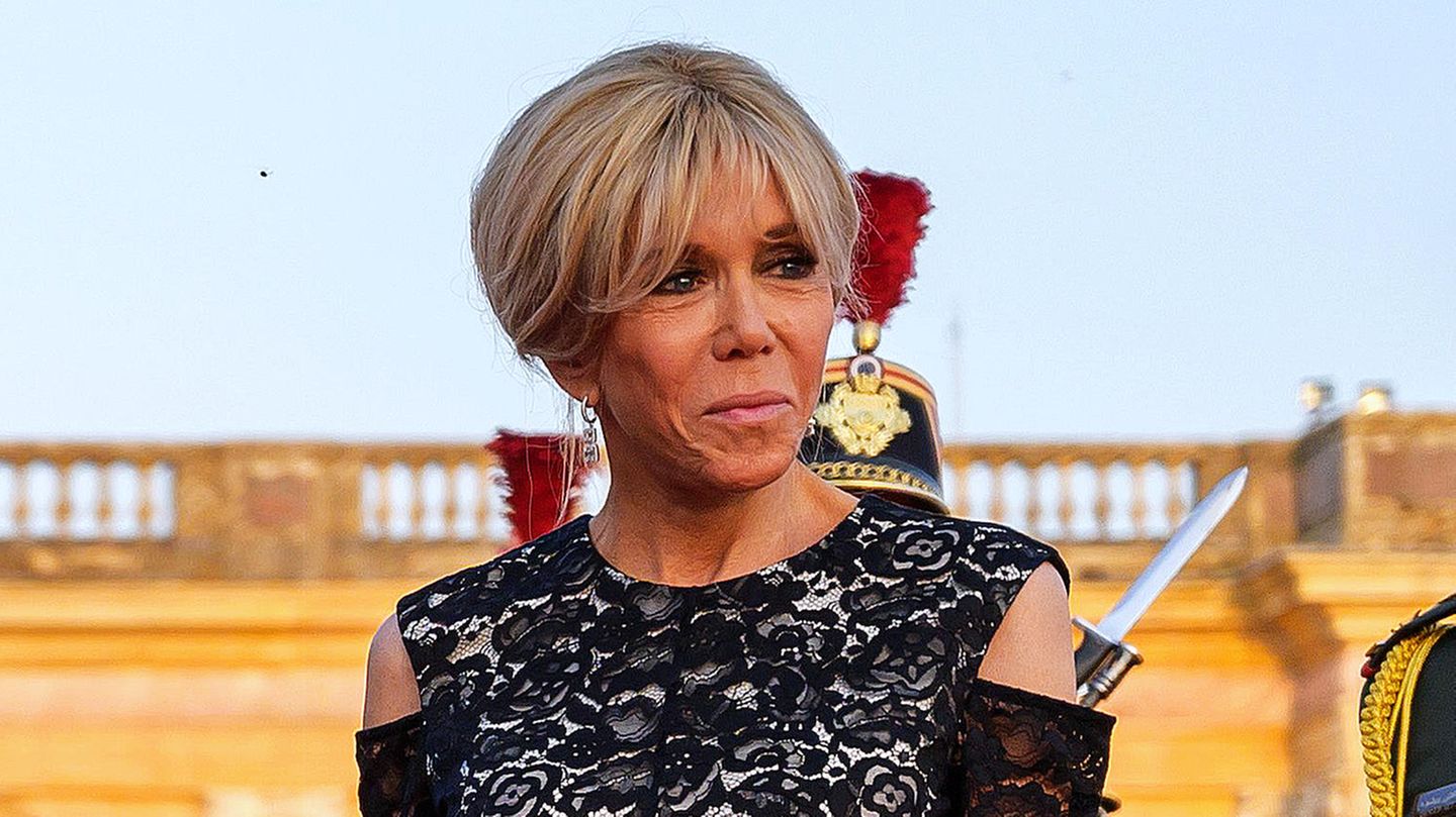 Der Style von Brigitte Macron: Fashion Looks | GALA.de