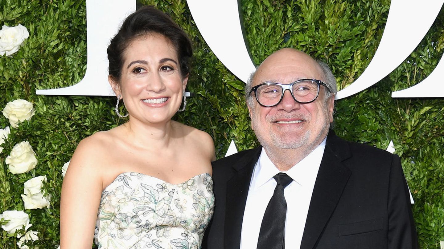 Danny DeVito: Gewusst? So erfolgreich ist seine Tochter Lucy | GALA.de