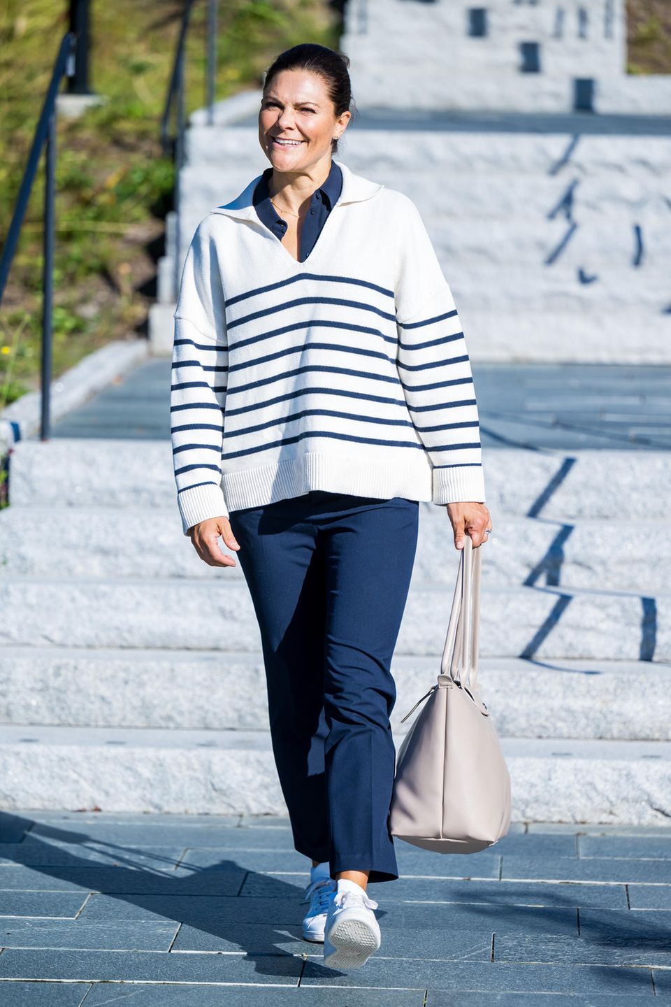 Prinzessin Victoria: In ihrem Festtagslook vereint sie gleich mehrere ...