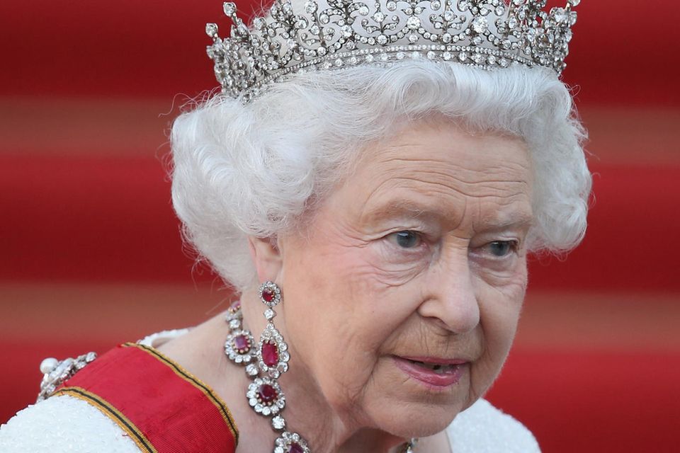 Queen Elizabeth (†96): Ihre Beisetzung bricht eine royale Tradition ...