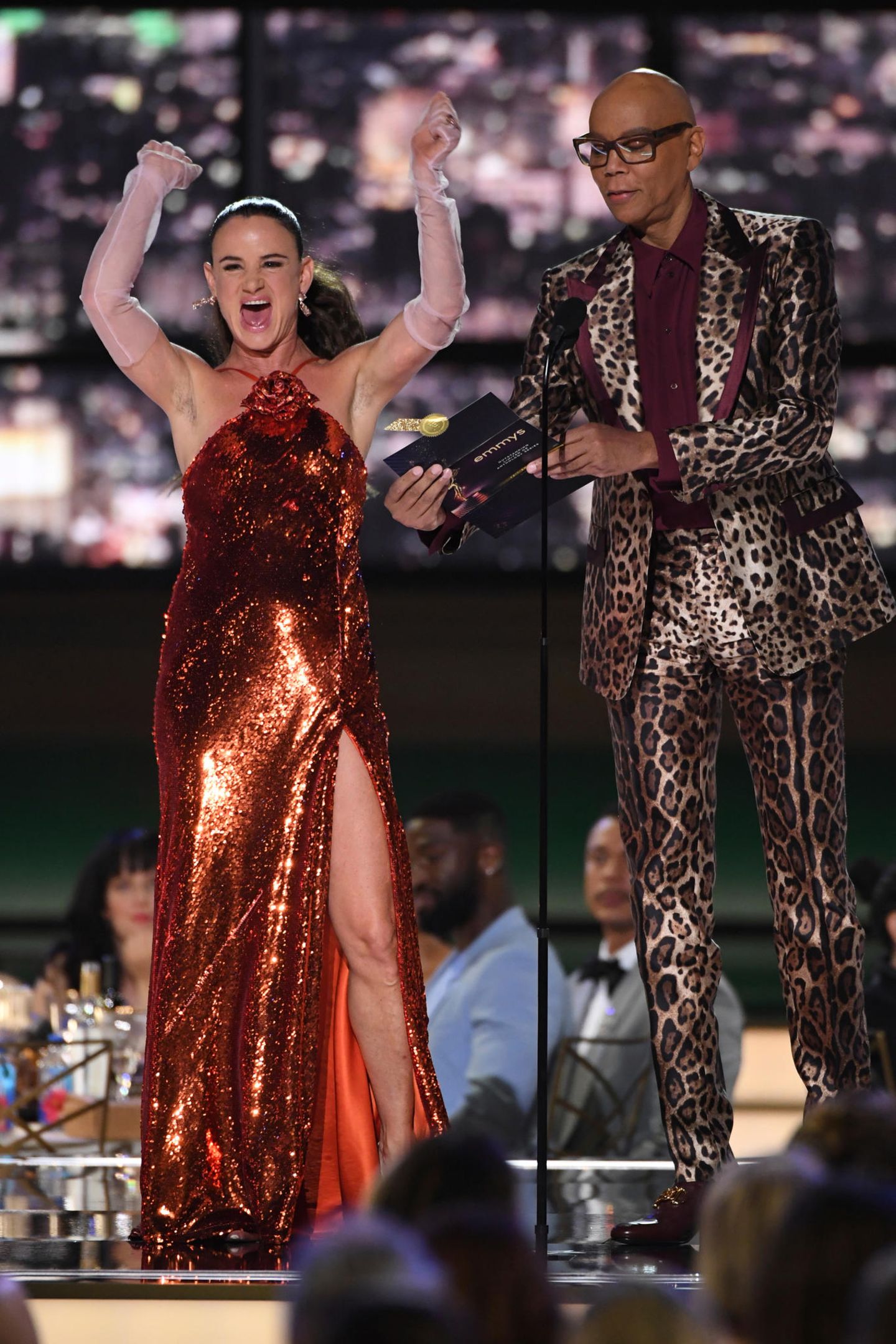 Emmys 2022: Die schönsten Looks der Verleihung | GALA.de