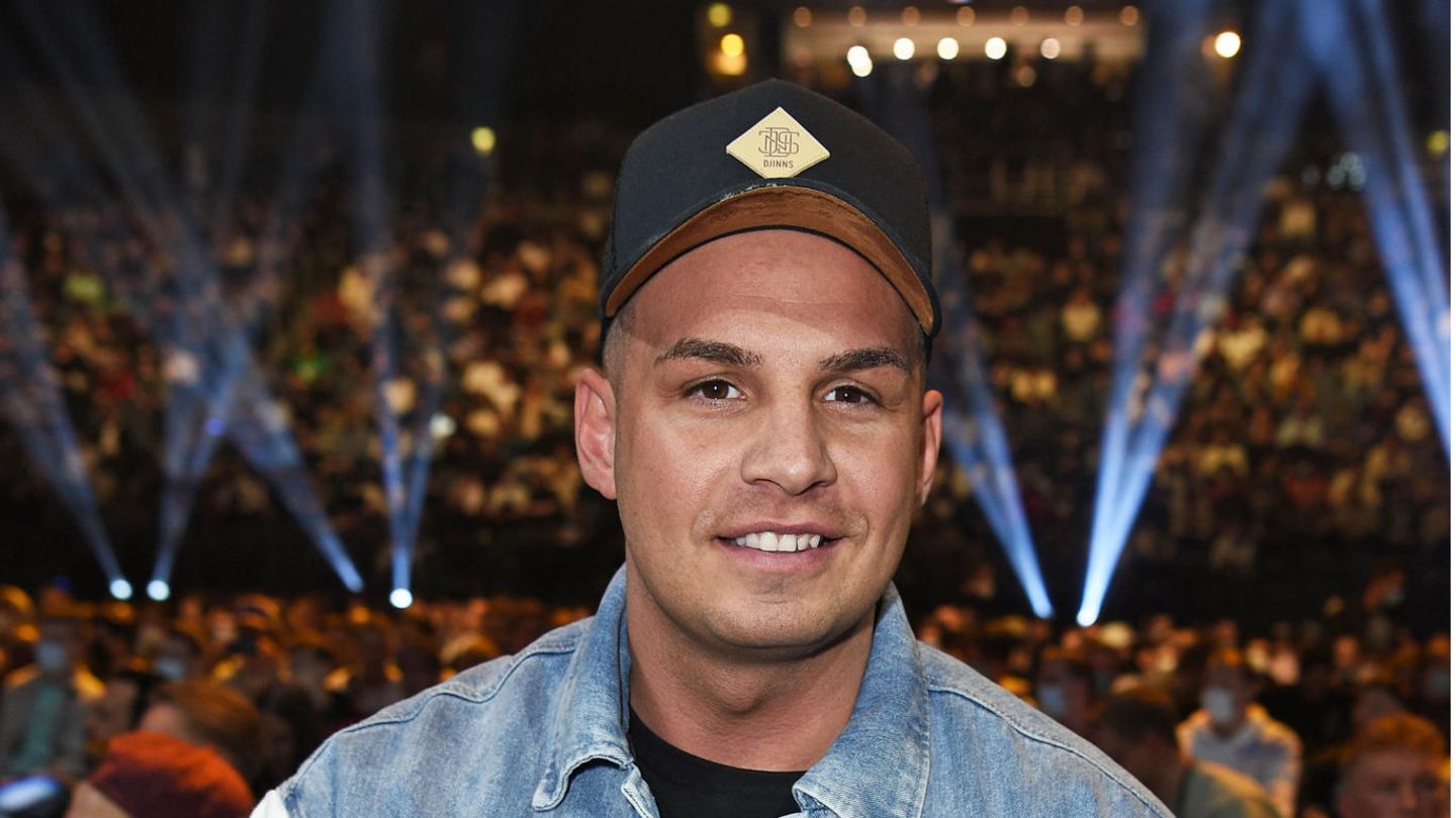 Pietro Lombardi: So ist der Sänger und DSDS-Juror aufgewachsen | GALA.de Pietro Lombardi: So ist der Sänger und DSDS-Juror aufgewachsen | GALA.de